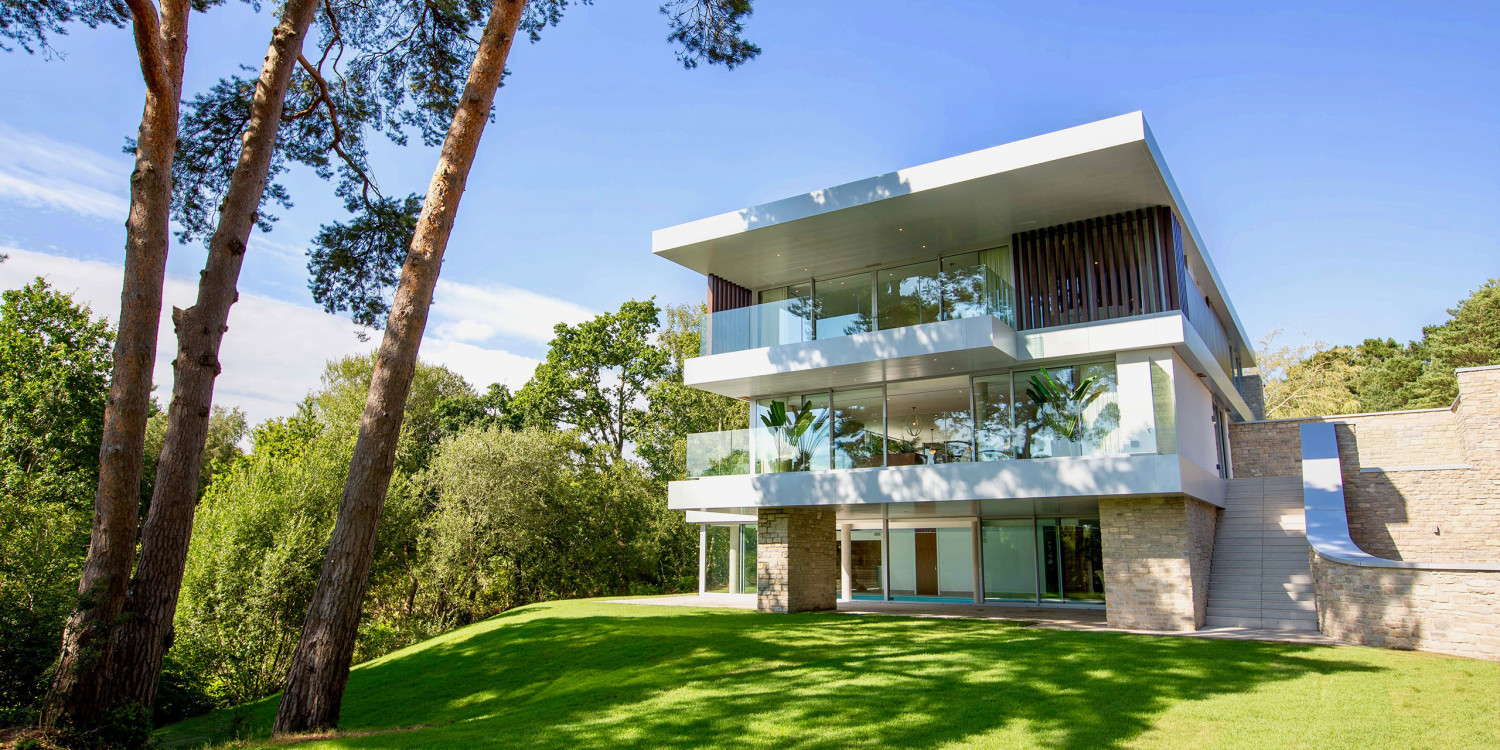 Contemporary Residence on the Thames, Buckinghamshire | David James ...